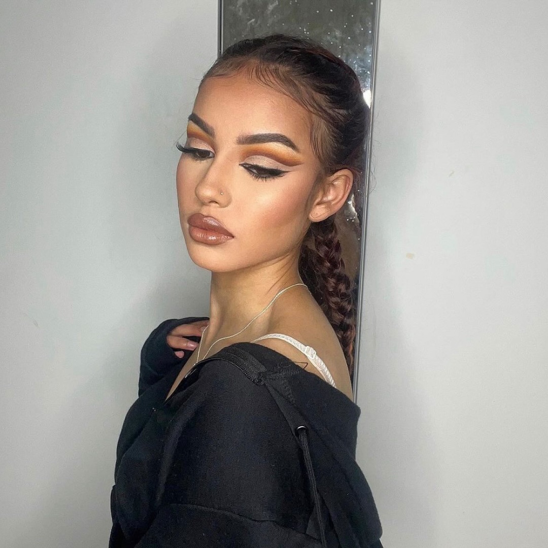 Canada's Best Professional Makeup Course | 100% Online