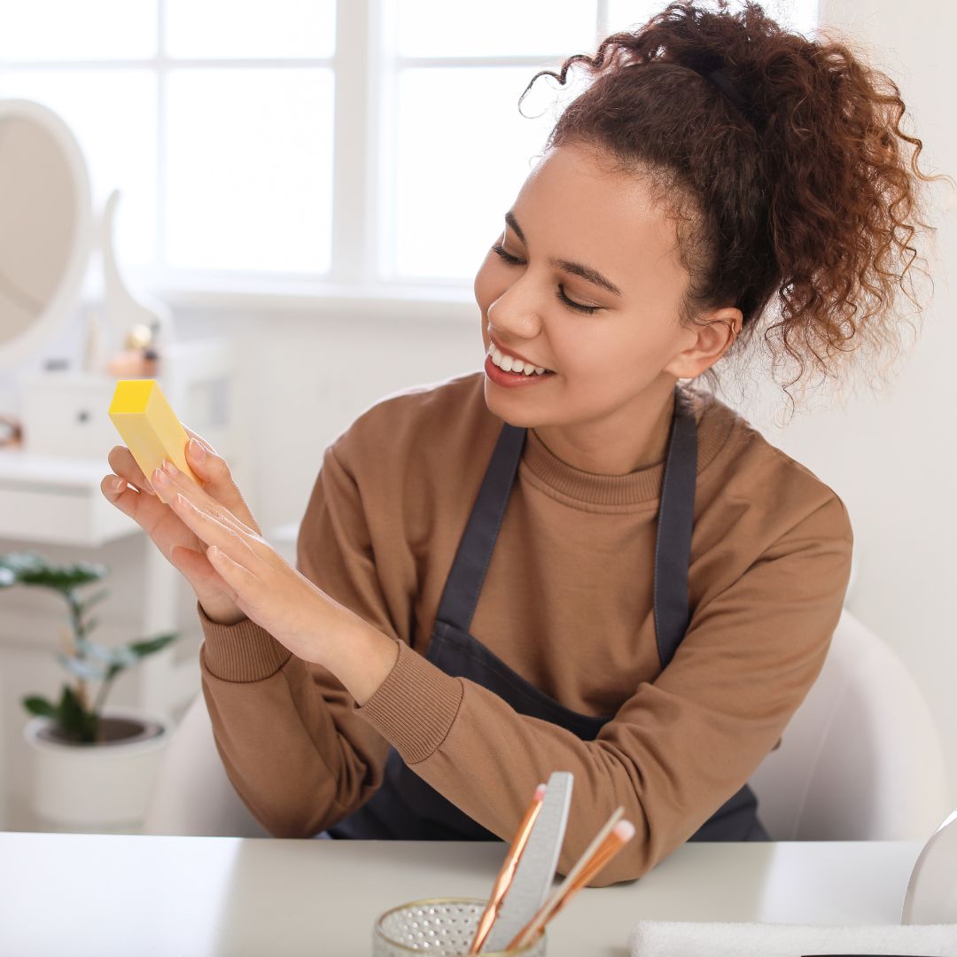 How to Become a Nail Technician in Canada: A 2025 Guide