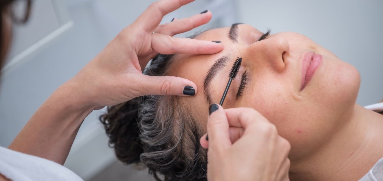 Best Beauty Courses Online Canada | Canadian Beauty School