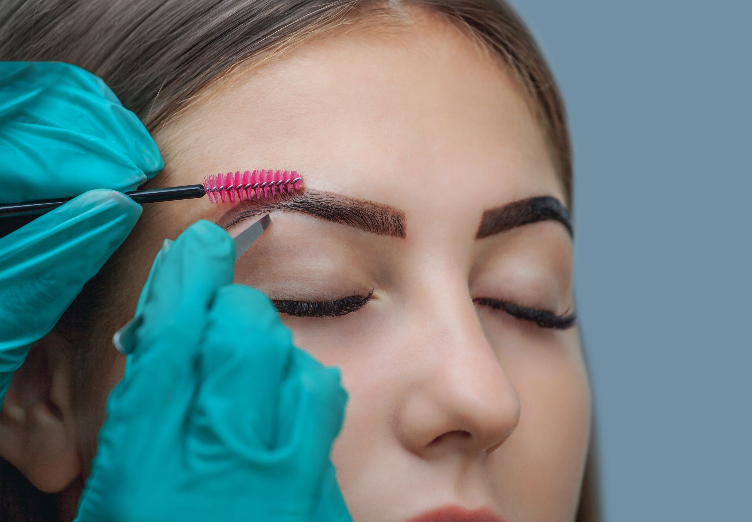 6 Benefits of Eyebrow Henna: Natural Brow Tinting